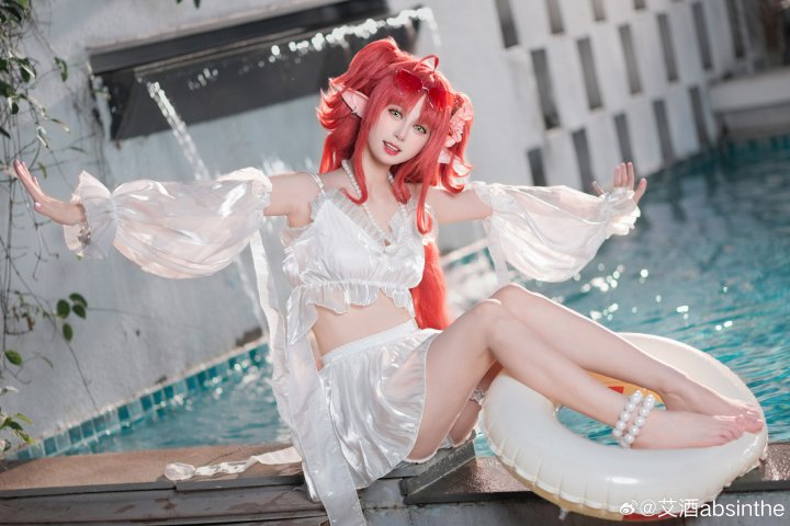 夏日绝美 Cosplay 泳装，让你成为海滩焦点 森鹿语 二次元爱好者美图游戏资源分享